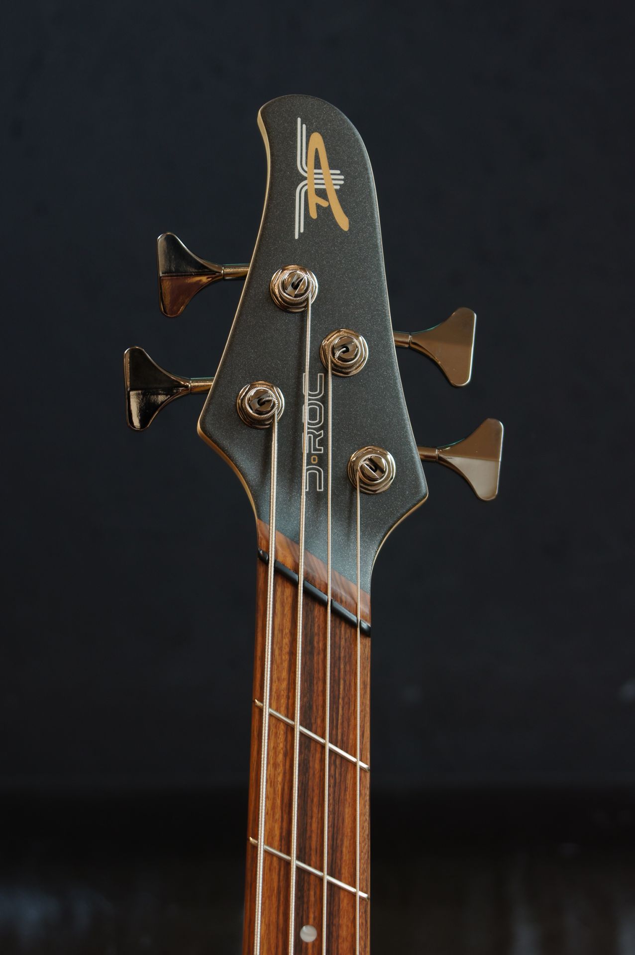 Dingwall D-Roc Standard 4-String Vintage Burst